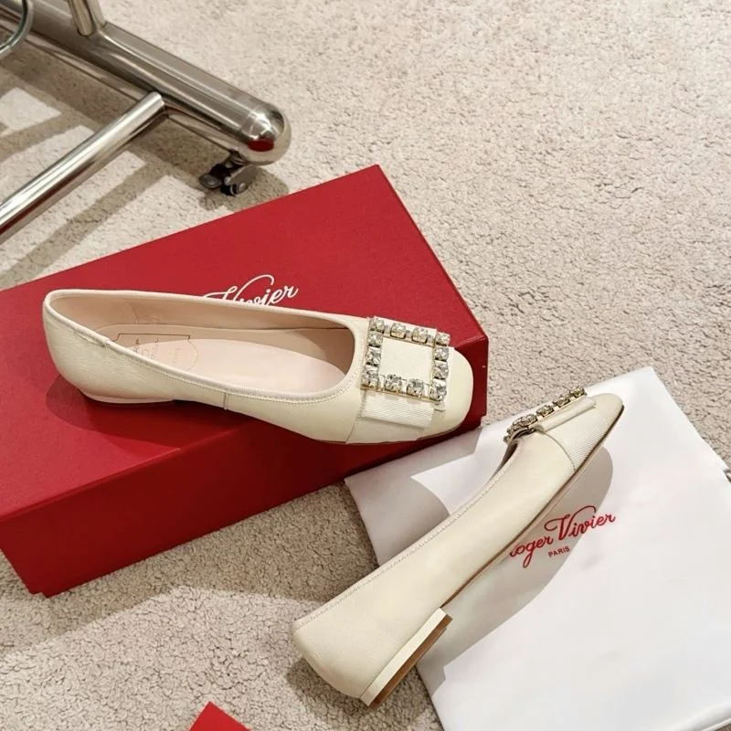 Top mirror Roger Vivier Shoes