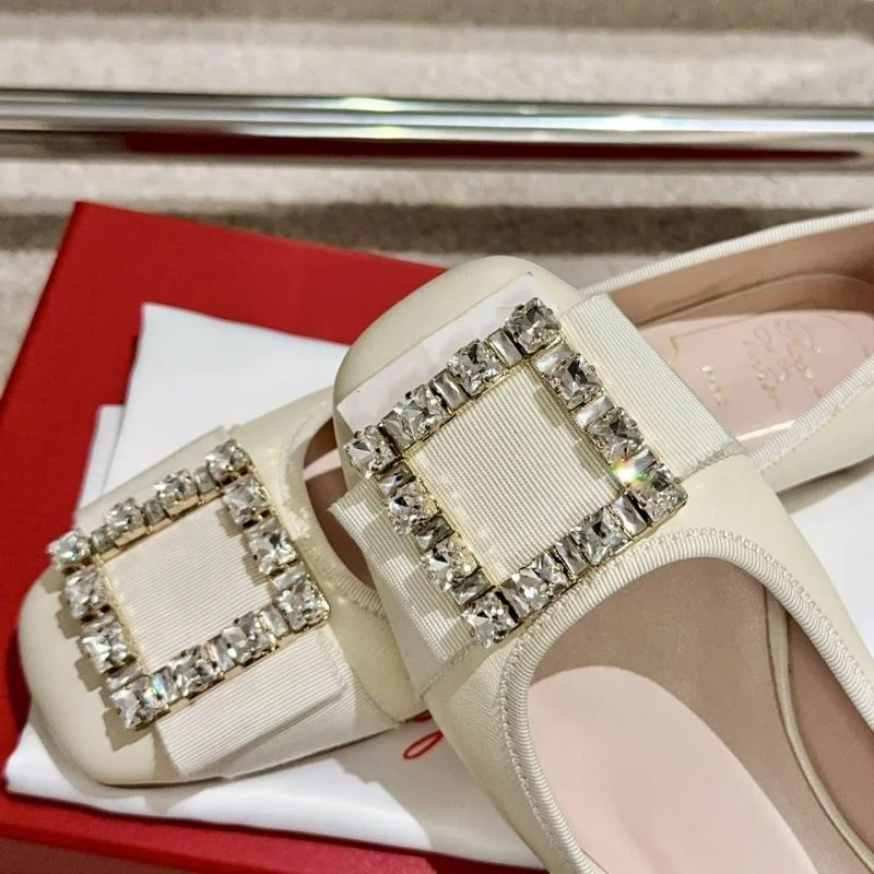 Top mirror Roger Vivier Shoes