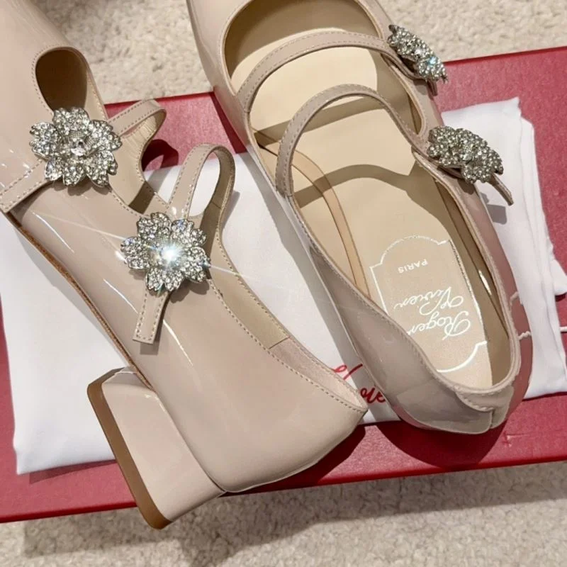 Mirror quality Roger Vivier Shoes