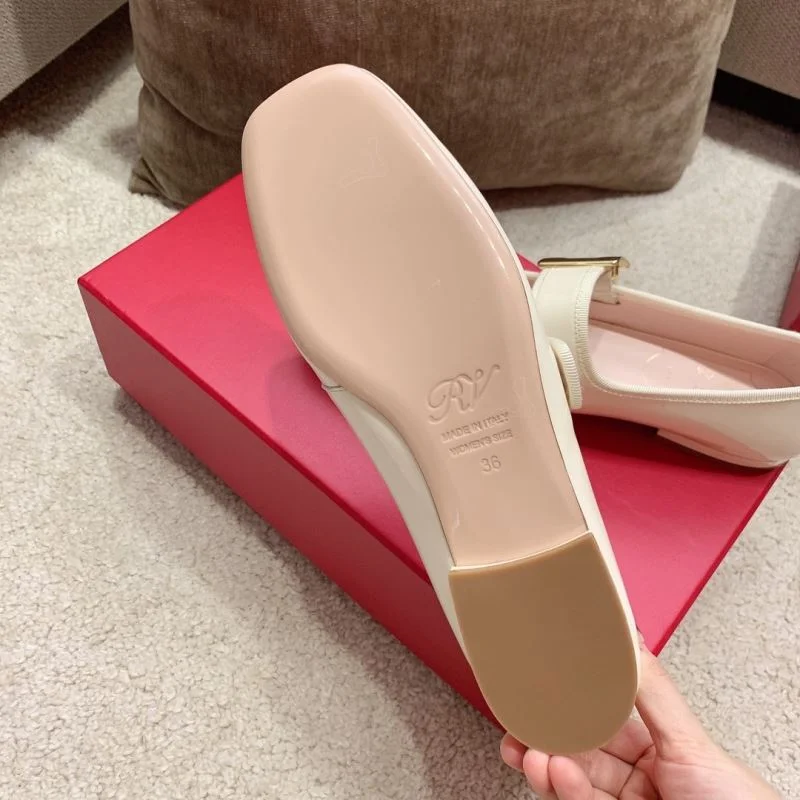 Discounted Roger Vivier Shoes