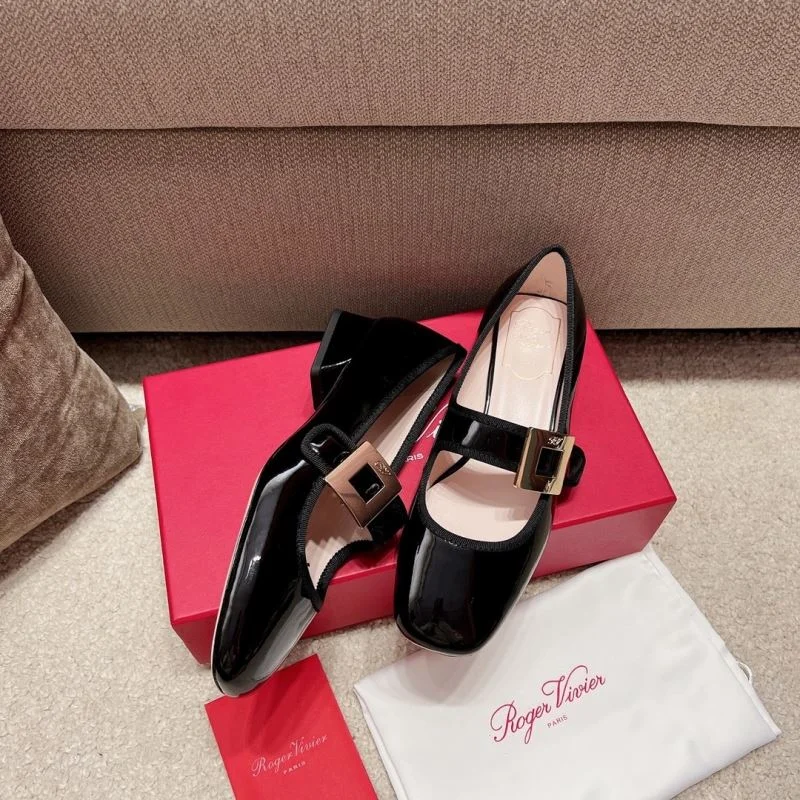 Accurate model Roger Vivier Shoes