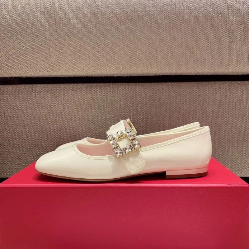 Value-priced Roger Vivier Shoes