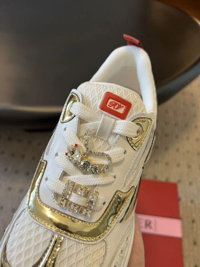 Perfect replica Roger Vivier Shoes