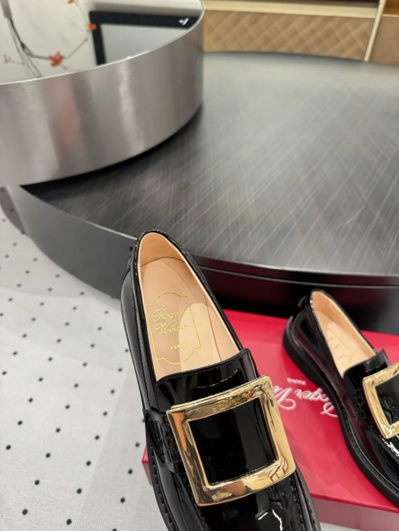 Accurate model Roger Vivier Shoes