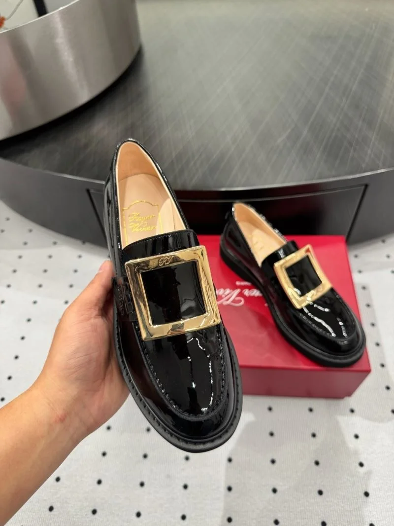 Accurate model Roger Vivier Shoes