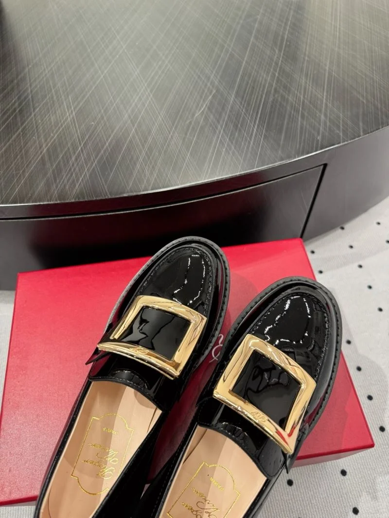 Accurate model Roger Vivier Shoes