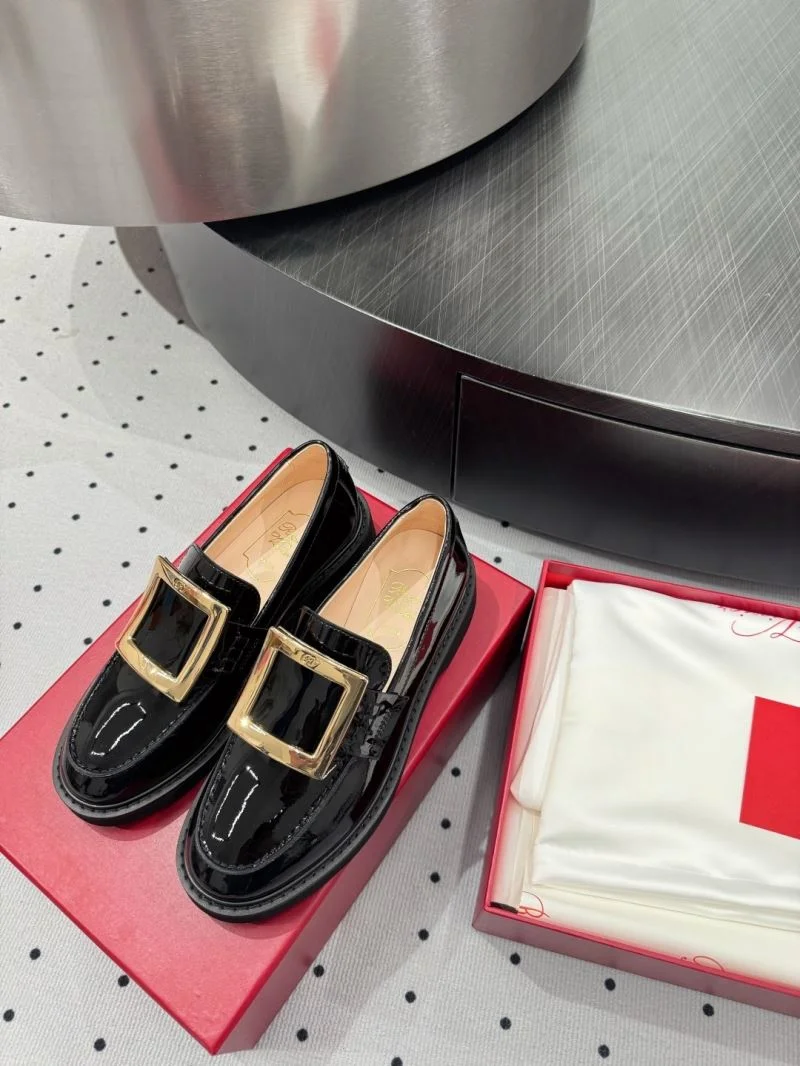 Accurate model Roger Vivier Shoes
