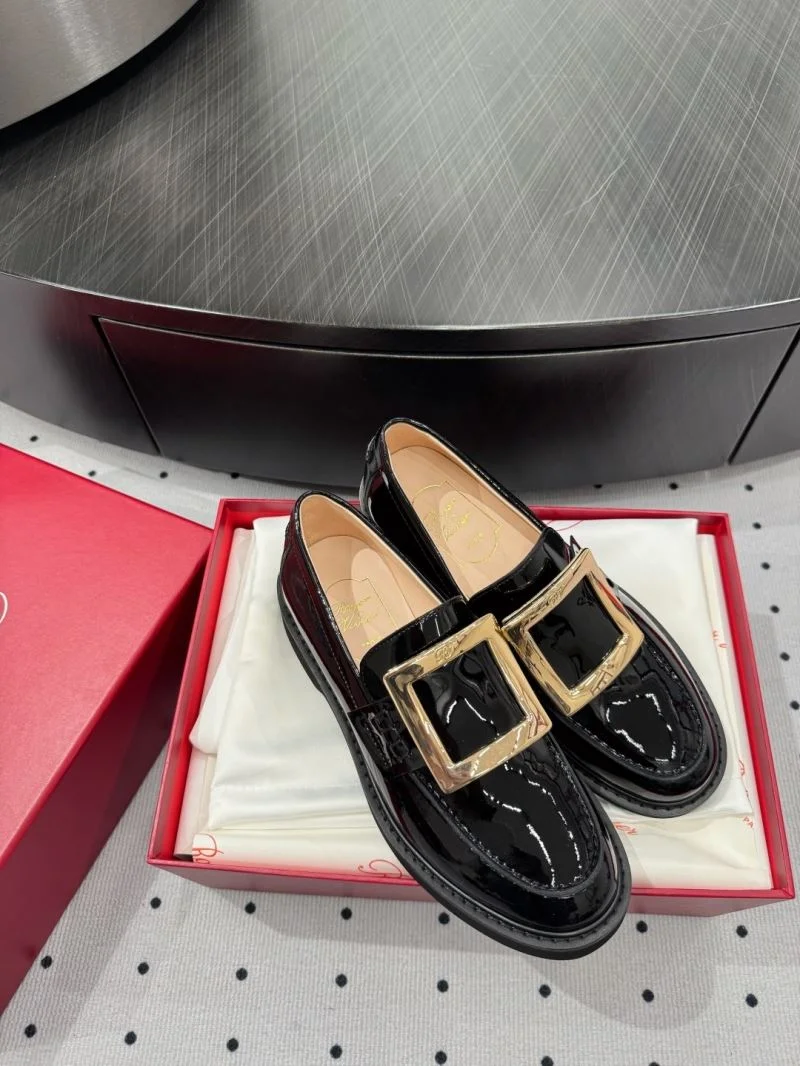 Accurate model Roger Vivier Shoes