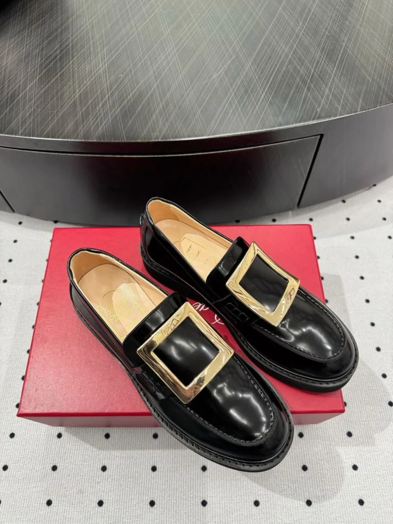 Accurate model Roger Vivier Shoes