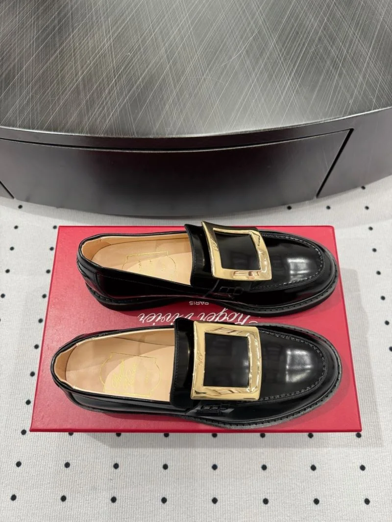 Accurate model Roger Vivier Shoes