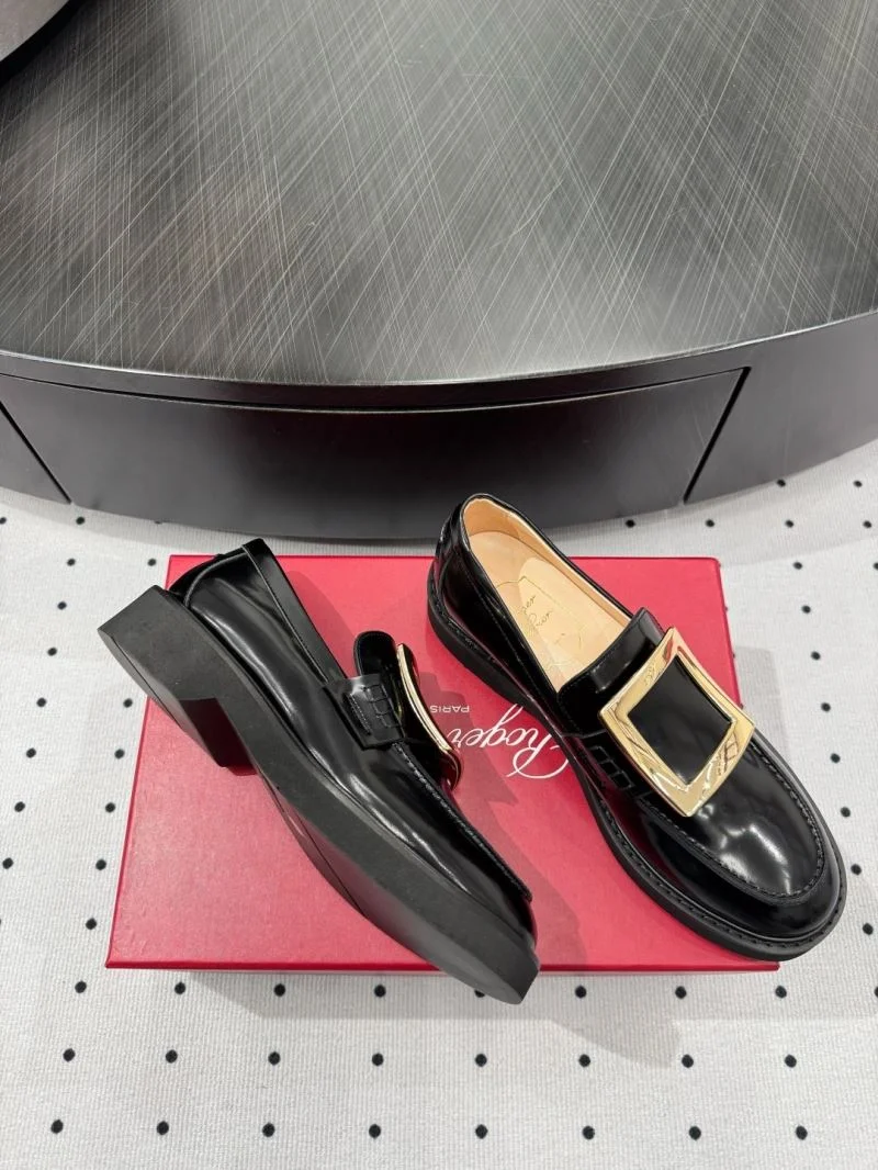 Accurate model Roger Vivier Shoes