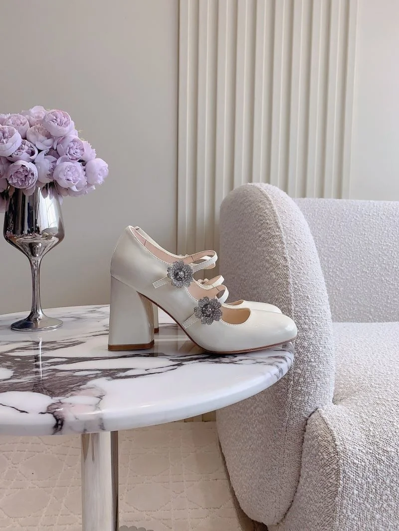 Accurate model Roger Vivier Shoes