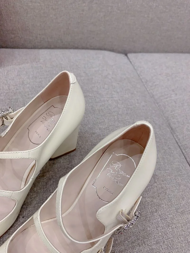 Perfect replica Roger Vivier Shoes