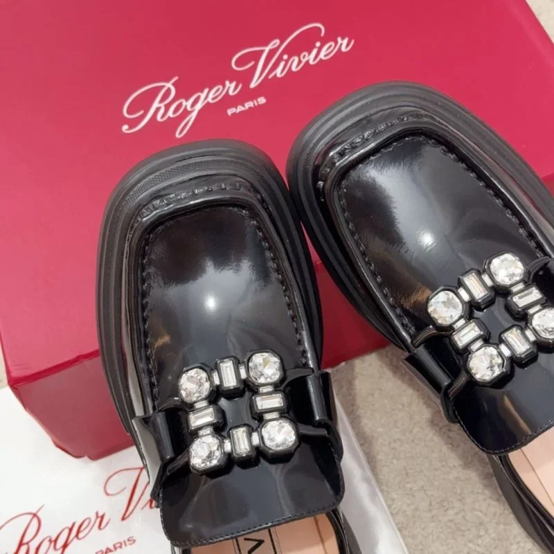 Top mirror Roger Vivier Shoes