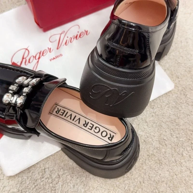 Top mirror Roger Vivier Shoes