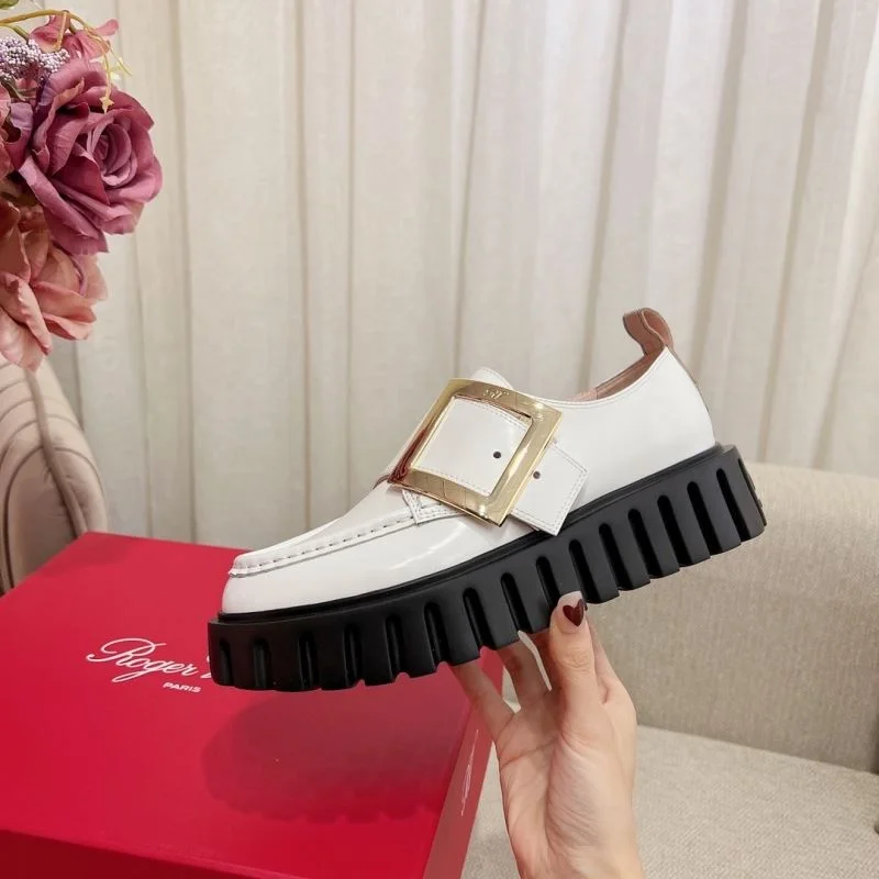 Accurate model Roger Vivier Shoes