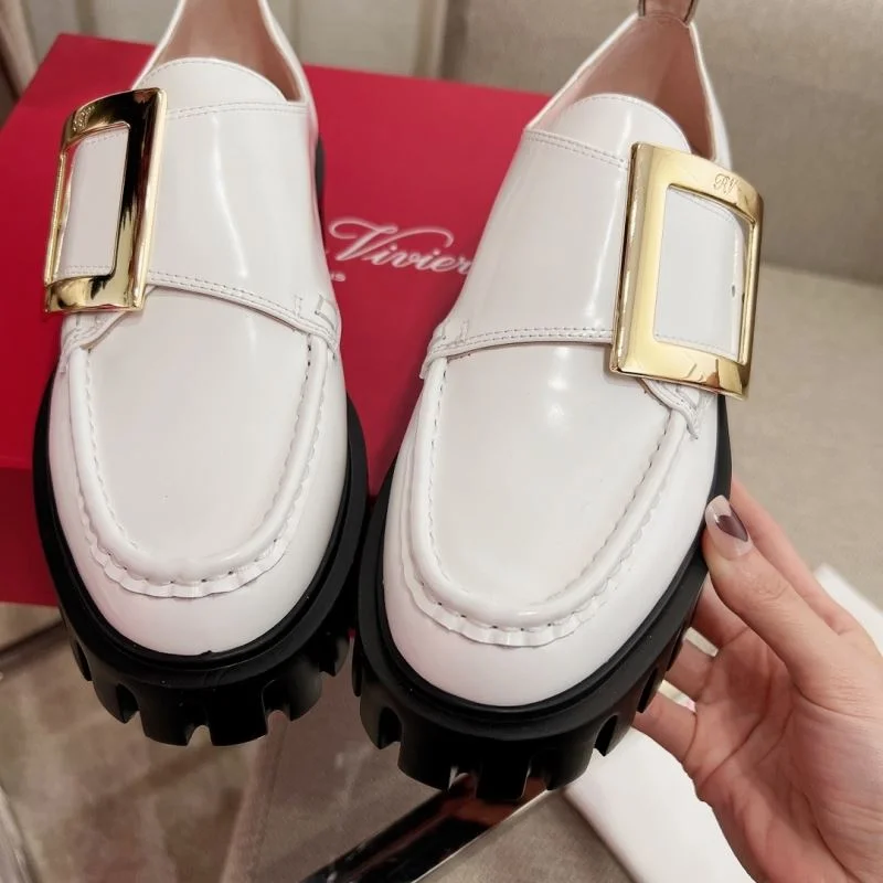 Accurate model Roger Vivier Shoes
