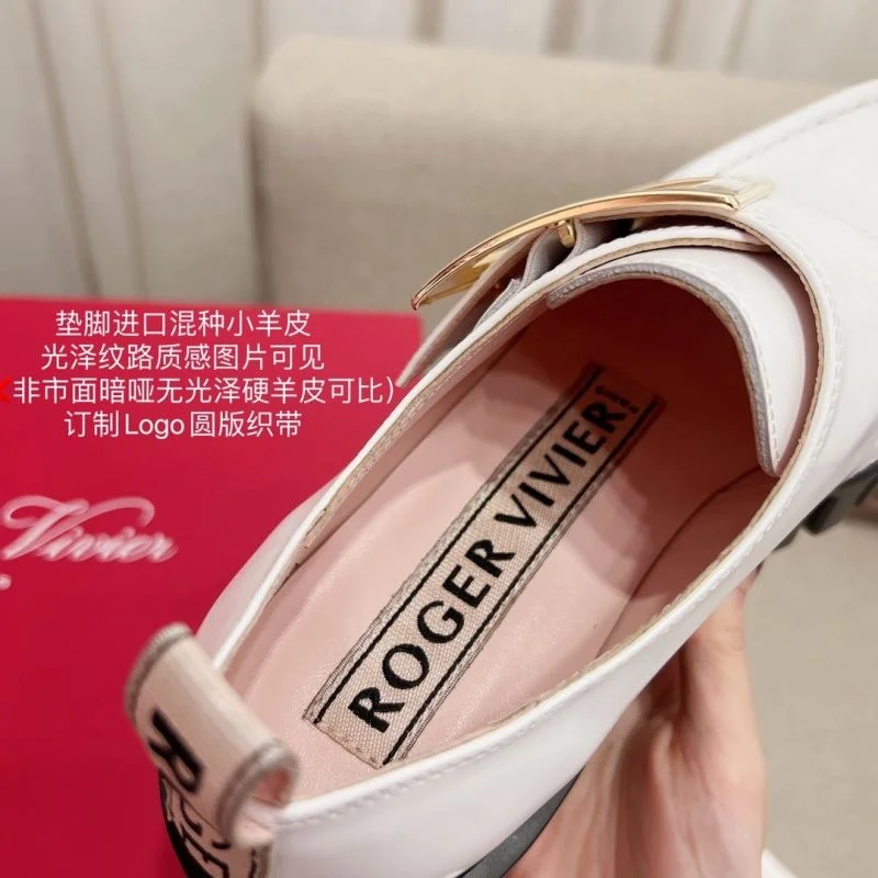 Accurate model Roger Vivier Shoes