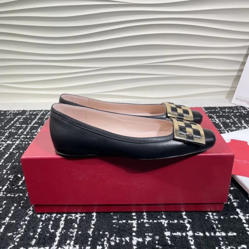 Accurate model Roger Vivier Shoes