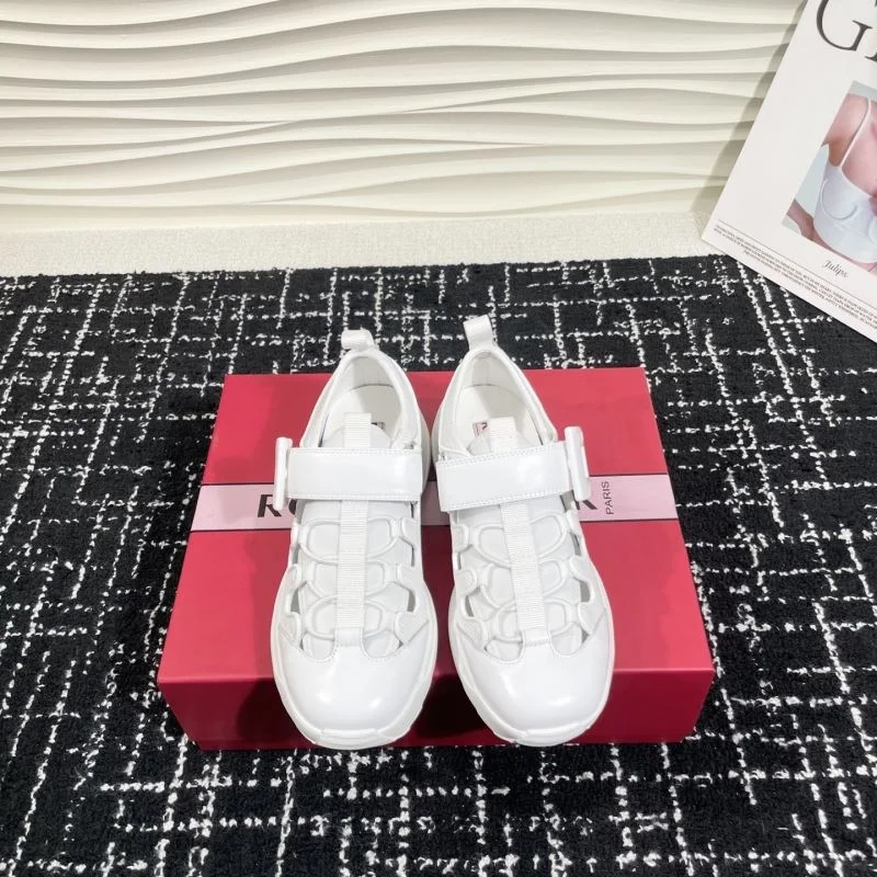 Accurate model Roger Vivier Shoes
