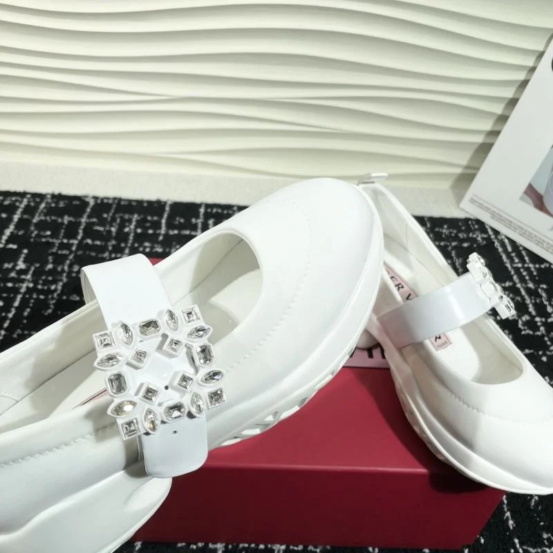 Perfect replica Roger Vivier Shoes