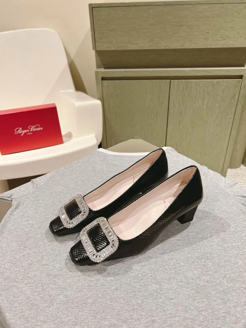 Mirror quality Roger Vivier Shoes