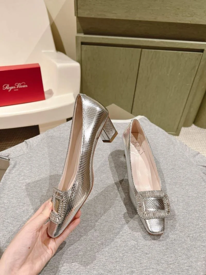Top mirror Roger Vivier Shoes