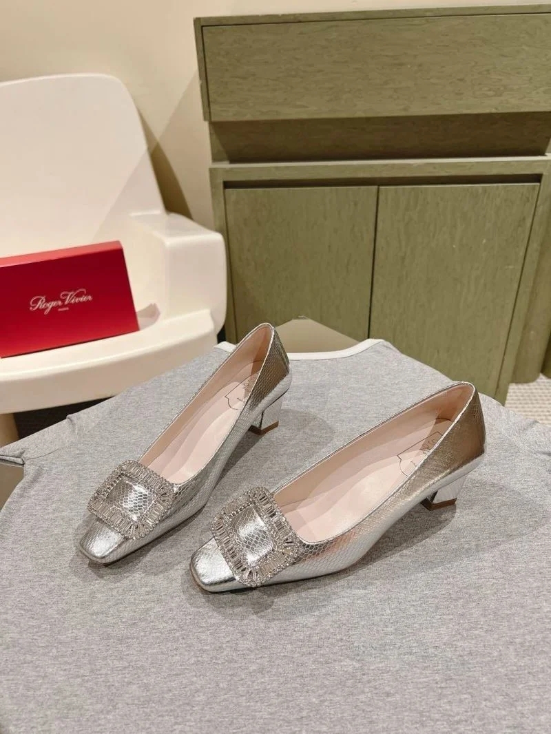 Top mirror Roger Vivier Shoes