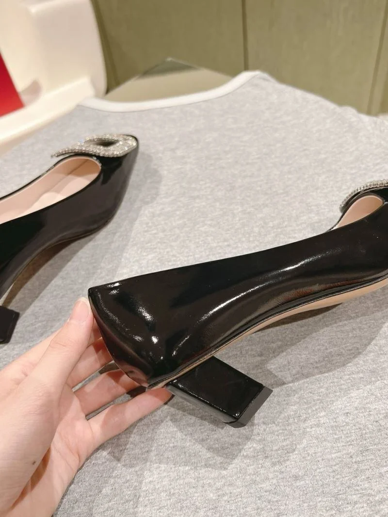 Reasonably priced Roger Vivier Shoes