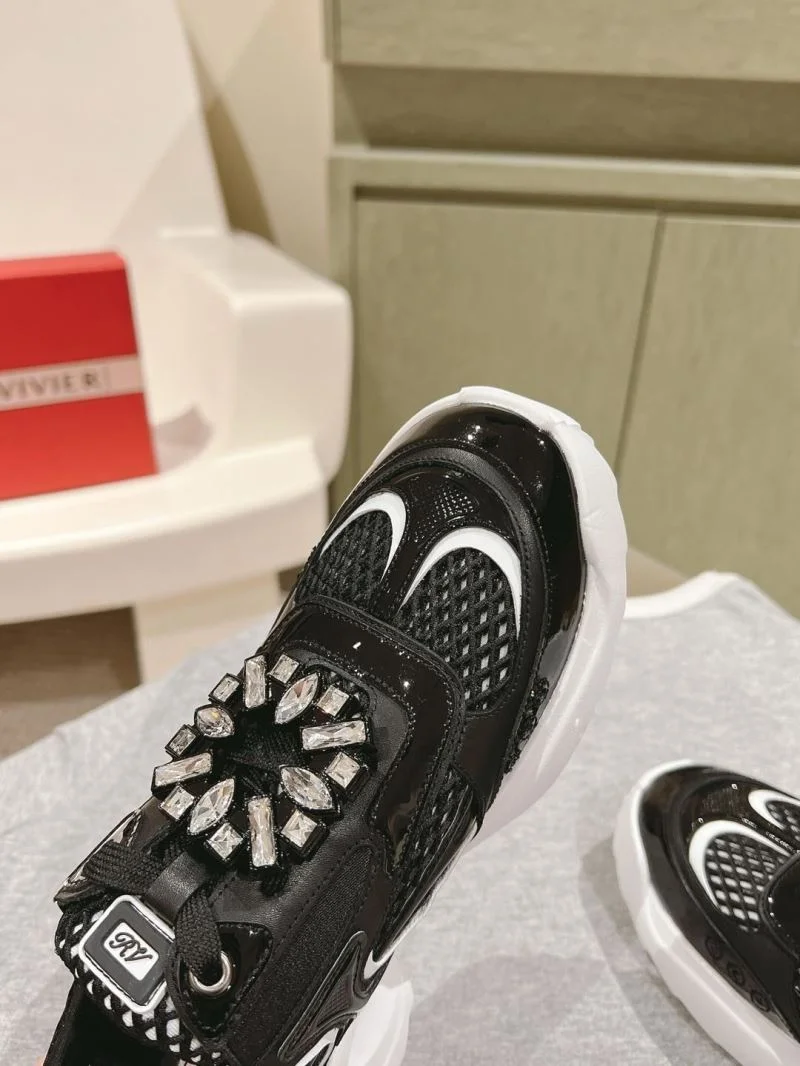 Value-priced Roger Vivier Shoes