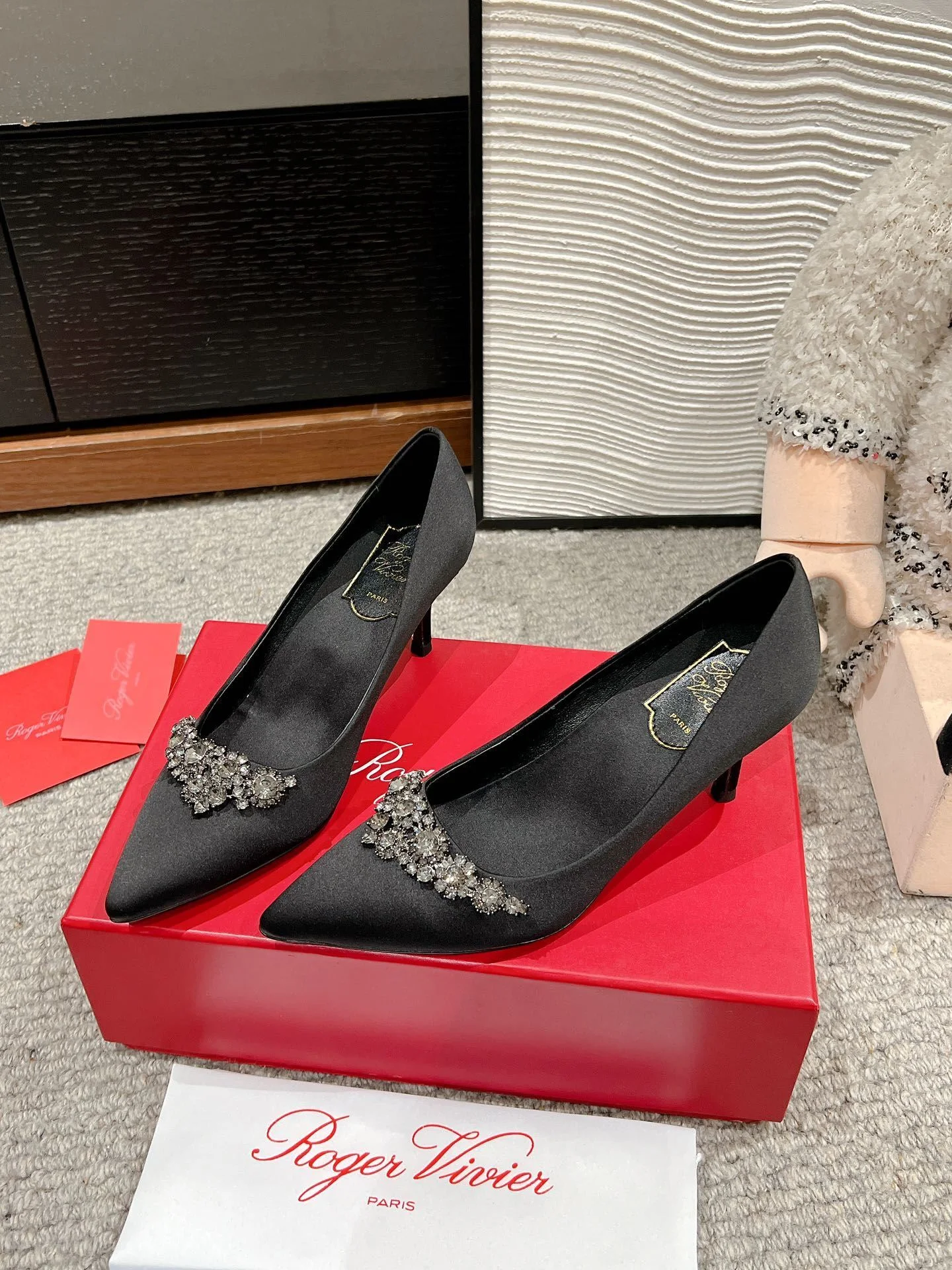 Value-priced Roger Vivier Shoes