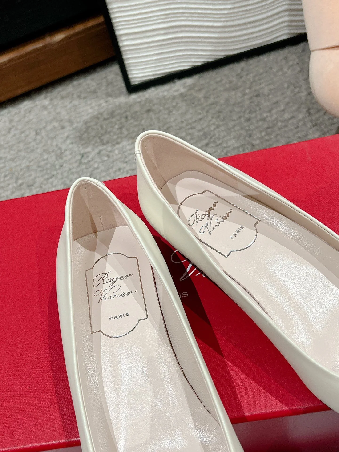 Indistinguishable Roger Vivier Shoes