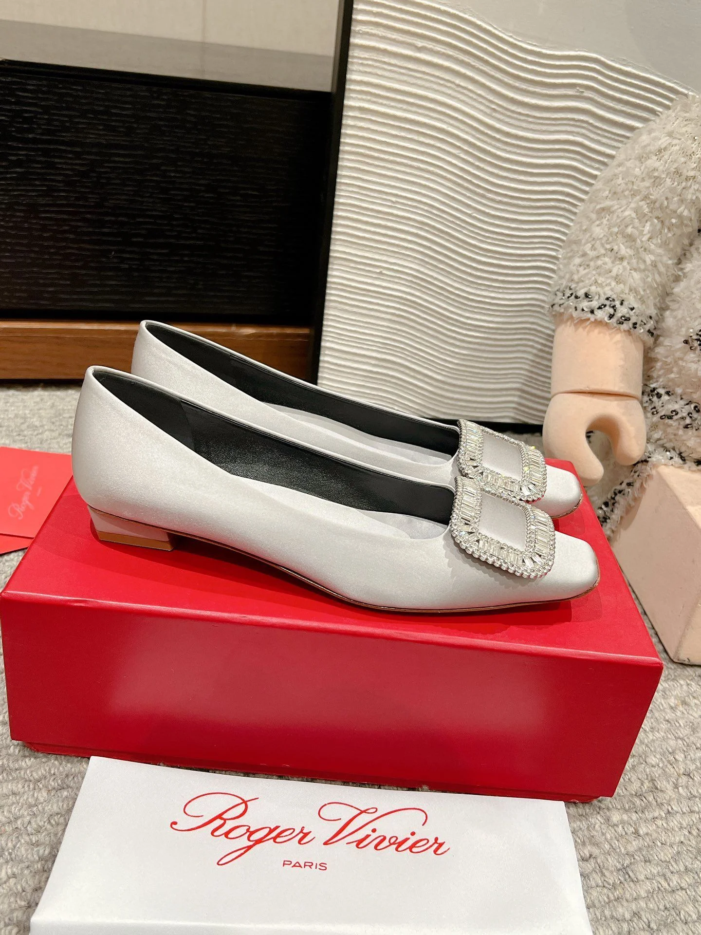 Perfect replica Roger Vivier Shoes
