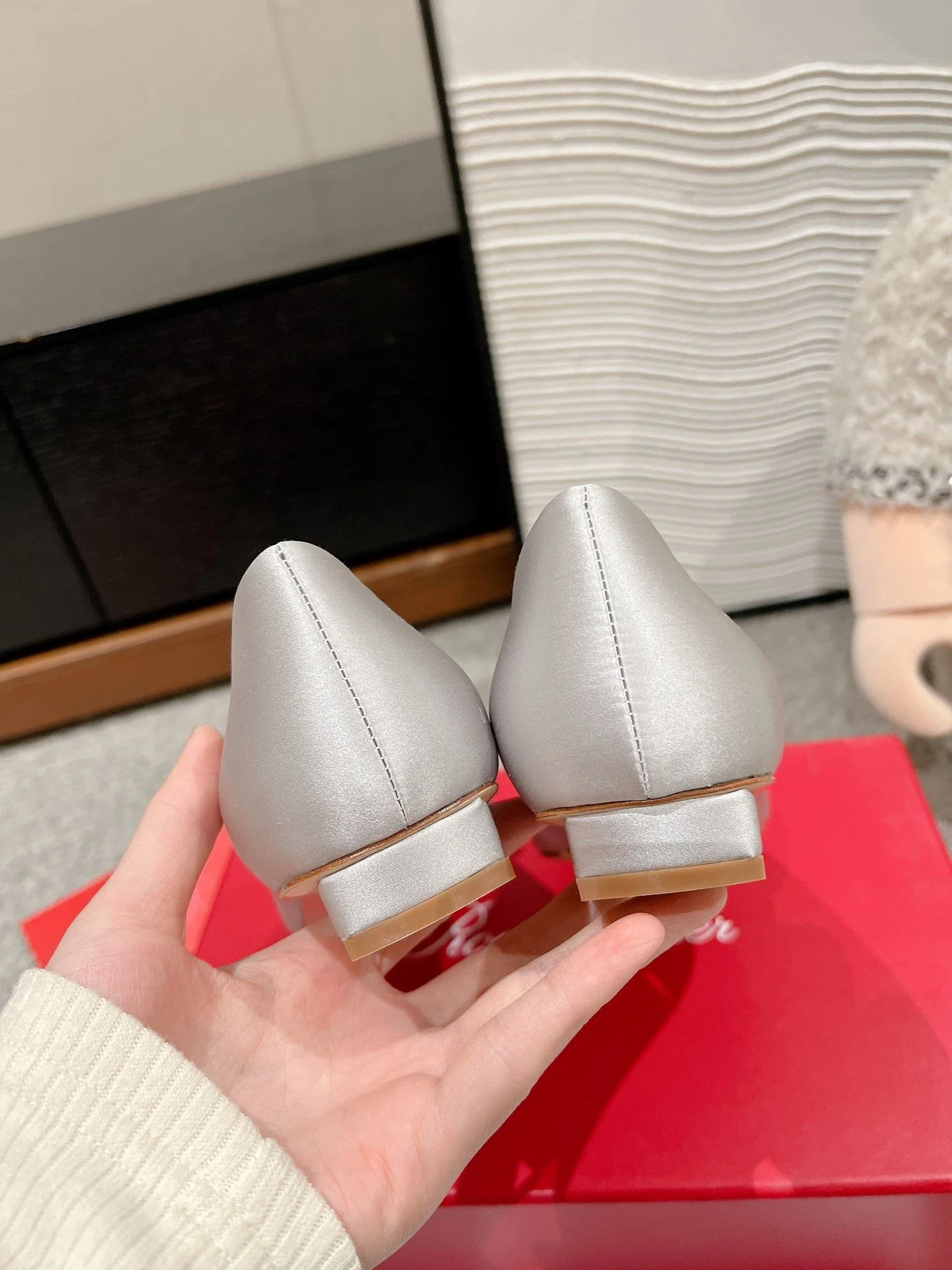 Perfect replica Roger Vivier Shoes