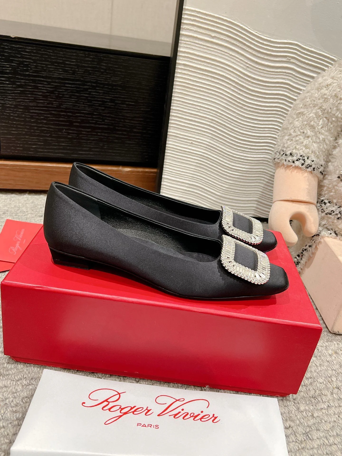 Inexpensive Roger Vivier Shoes