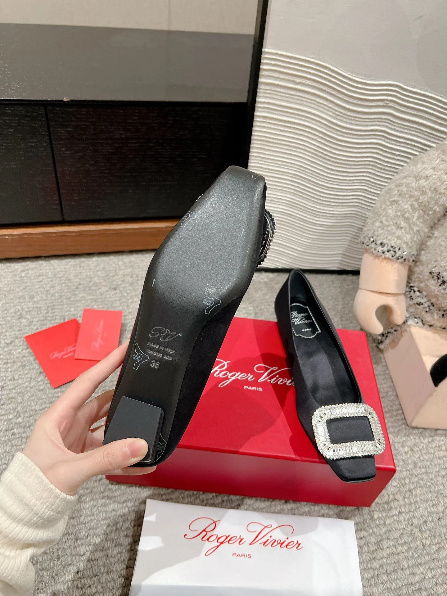 Inexpensive Roger Vivier Shoes