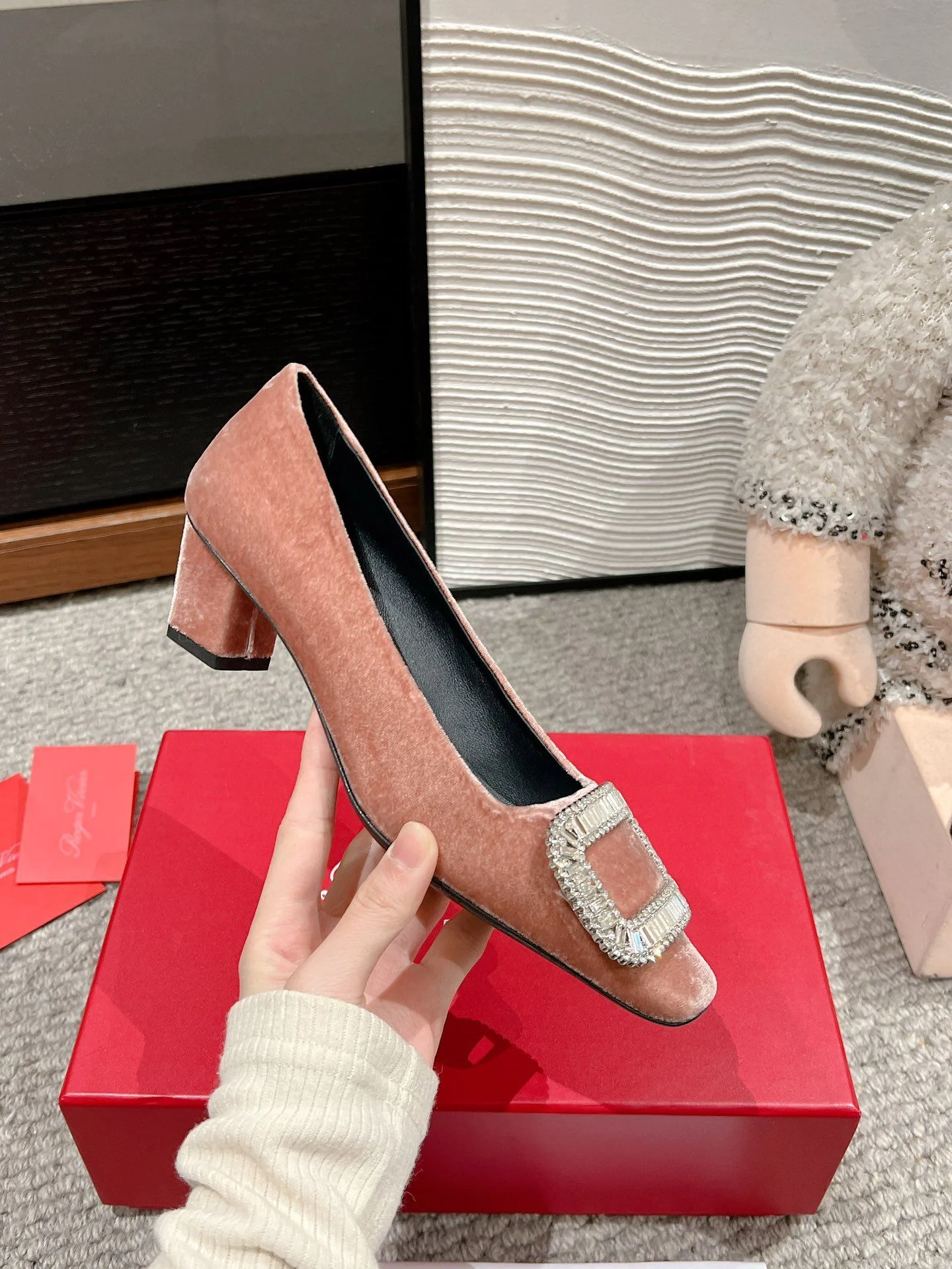 Precise copy Roger Vivier Shoes