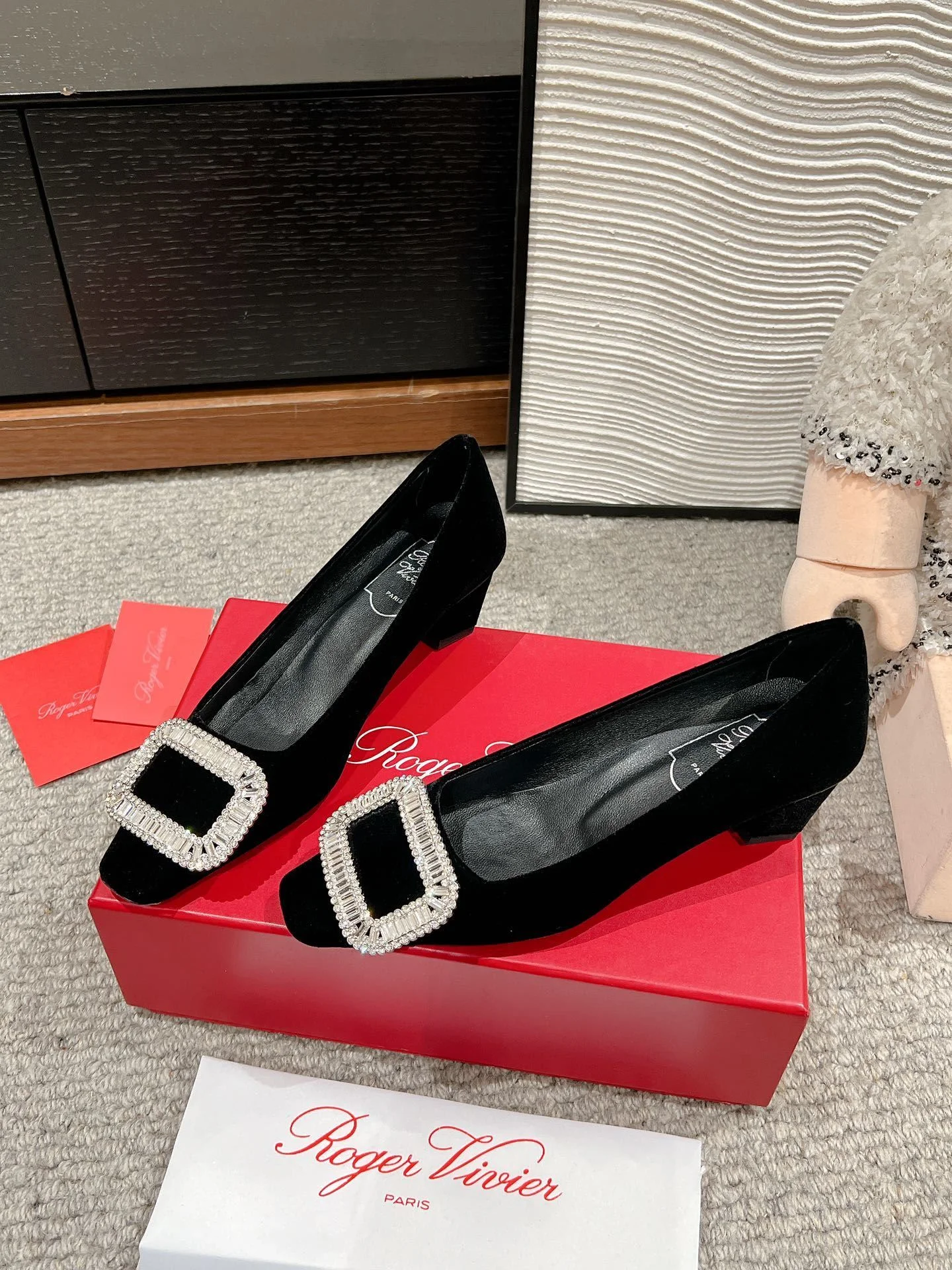 Inexpensive Roger Vivier Shoes
