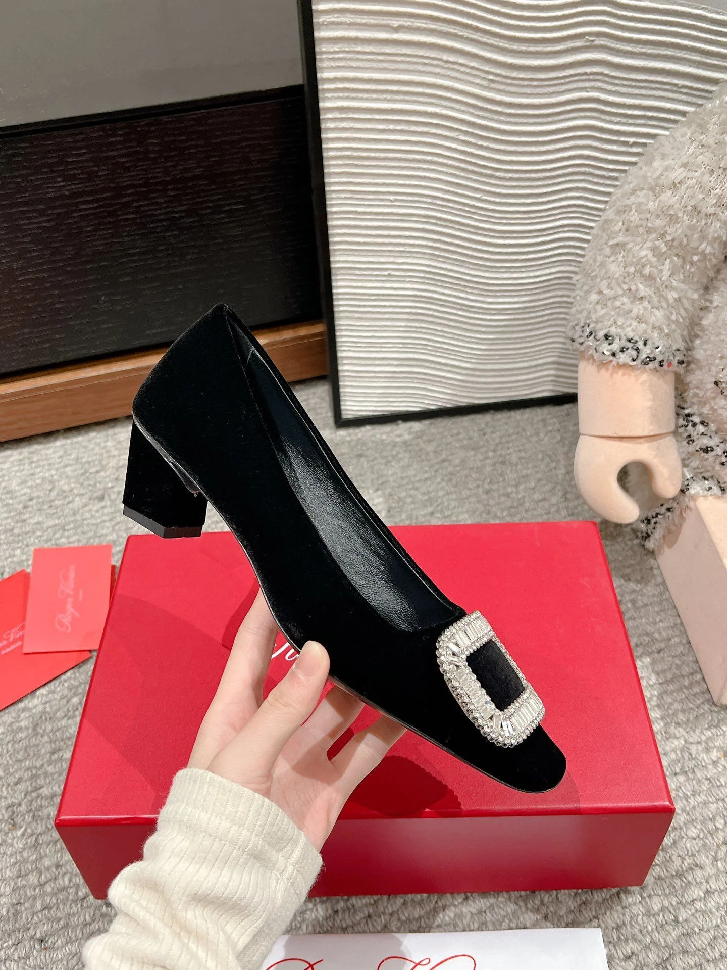 Inexpensive Roger Vivier Shoes