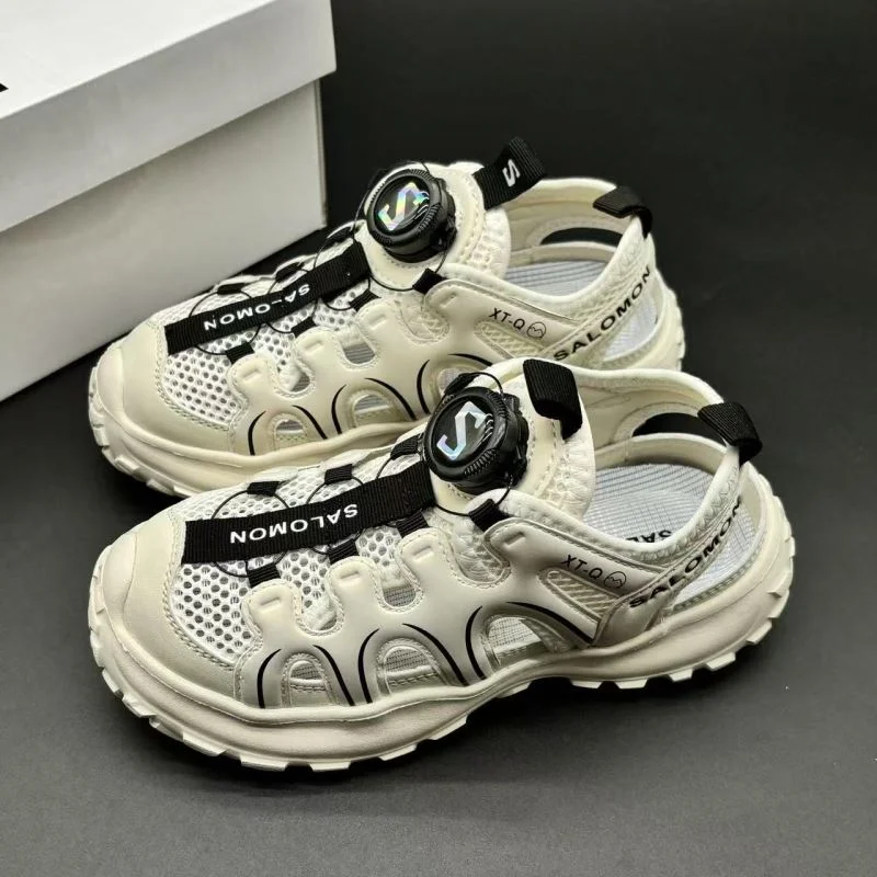 Accurate model SALOMON SHOES
