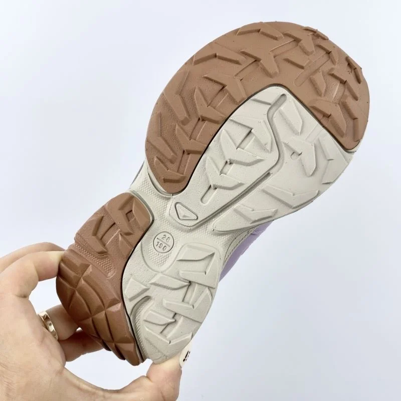 Indistinguishable SALOMON SHOES