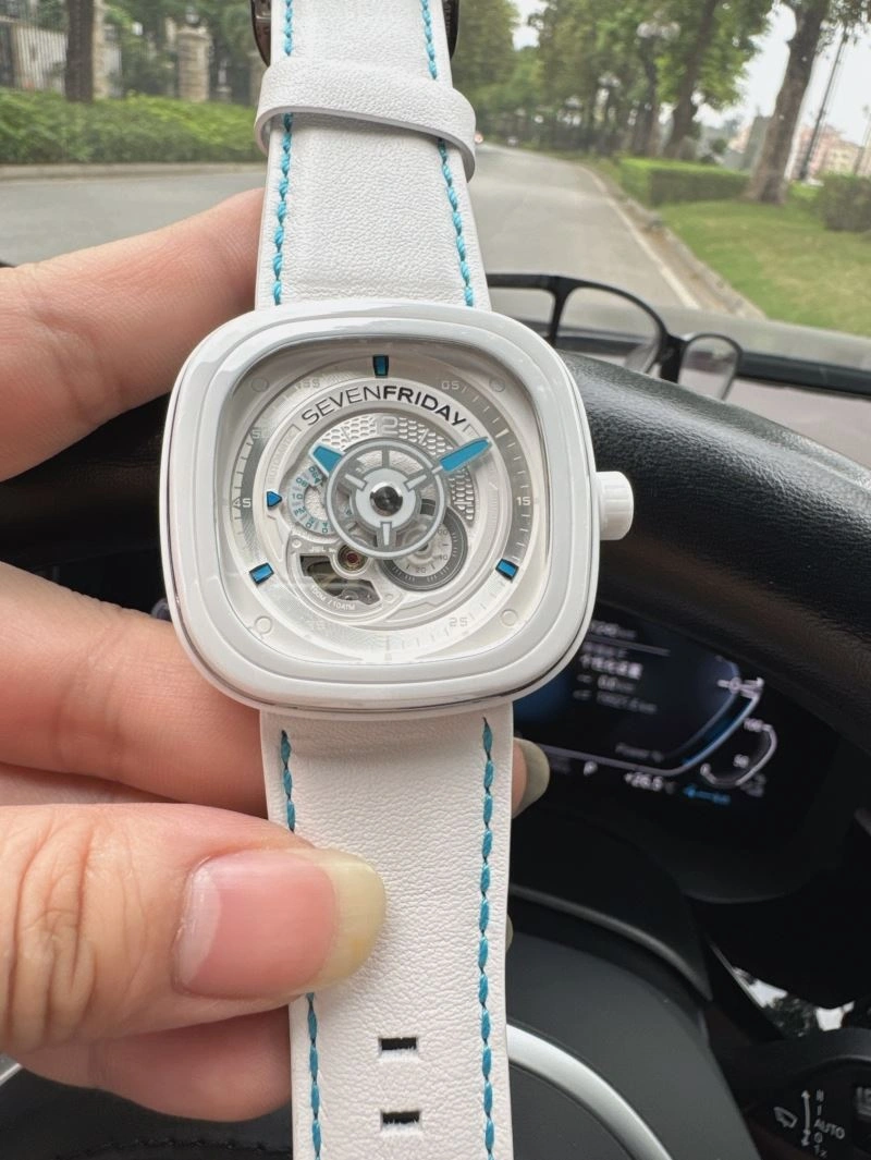 Accurate model SEVENFRIDAY Watches
