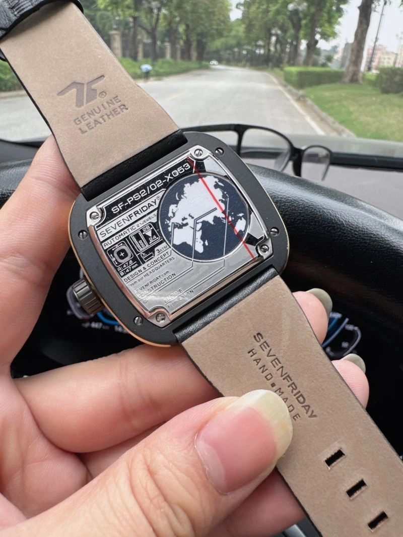 Affordable SEVENFRIDAY Watches