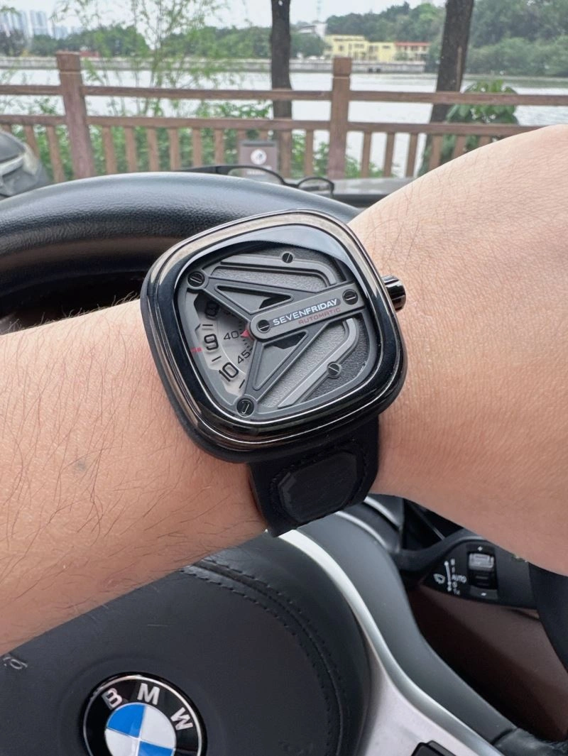 Low-cost SEVENFRIDAY Watches