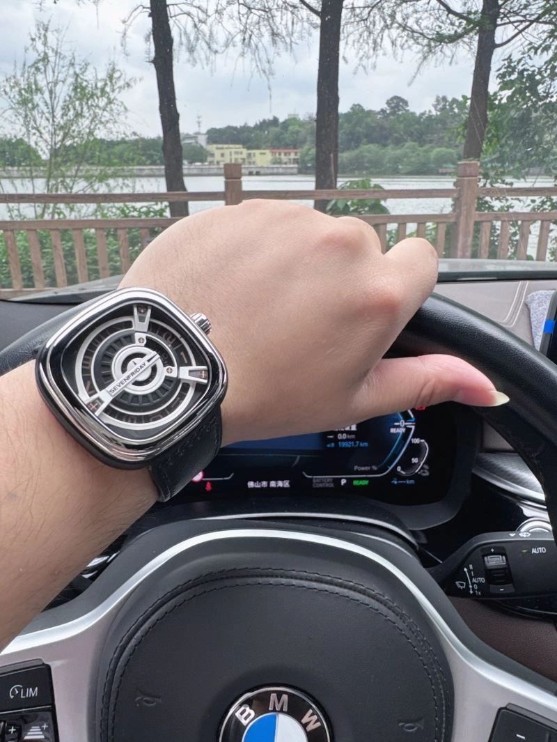 Reasonably priced SEVENFRIDAY Watches