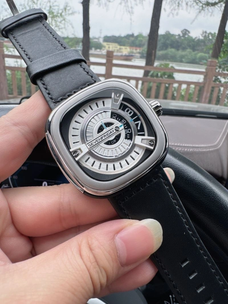 Brand-authenticated SEVENFRIDAY Watches