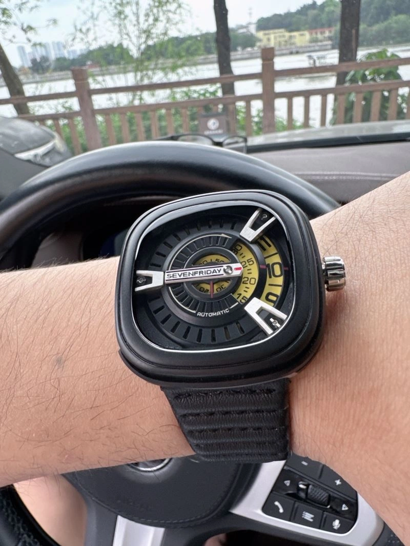 1:1 copy SEVENFRIDAY Watches