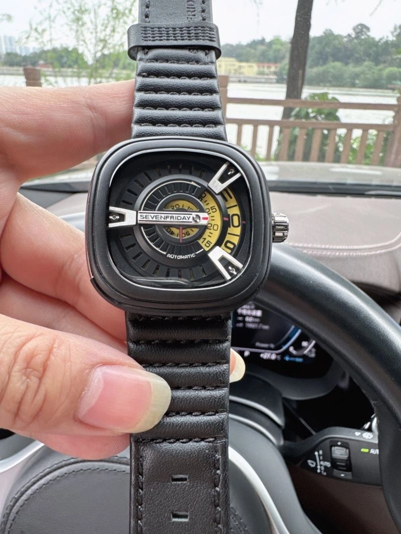 1:1 copy SEVENFRIDAY Watches