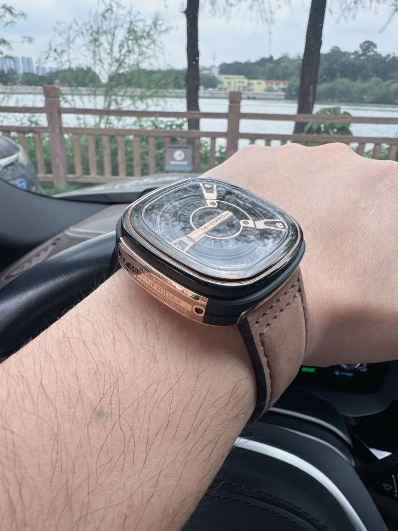 Exact replica SEVENFRIDAY Watches