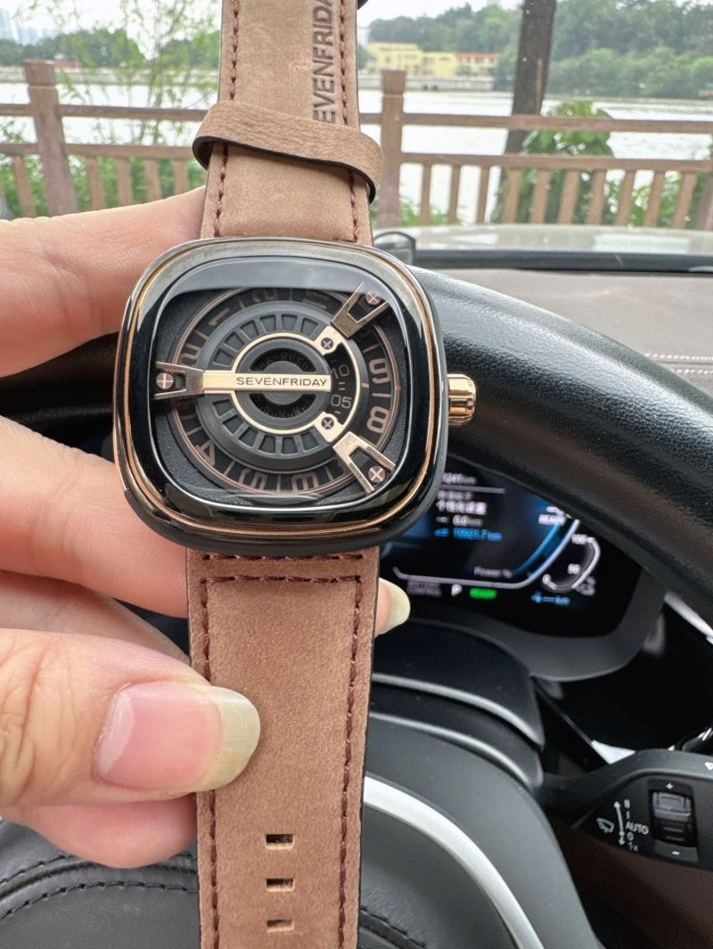 Exact replica SEVENFRIDAY Watches